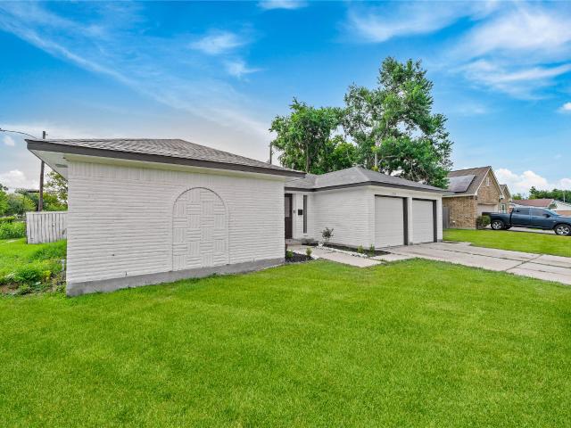 13114 White Heather Dr, Houston, TX 77045 | Compass