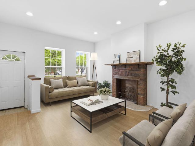1311 N Broadway