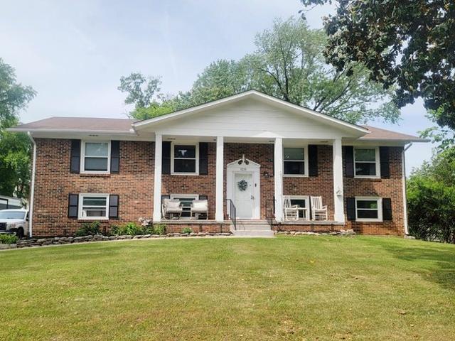1311 Bass Ave, Murfreesboro, TN 37129