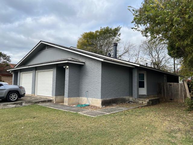 1311 Barbara Dr