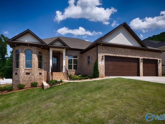 1311 Camellia Court Cir SE, Huntsville, AL 35803