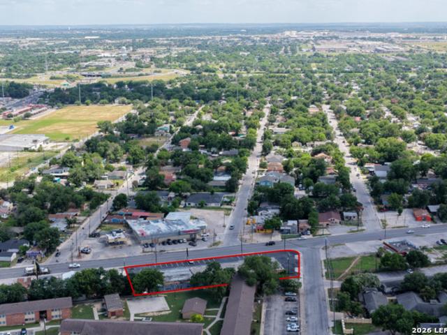 1311 Castroville Rd