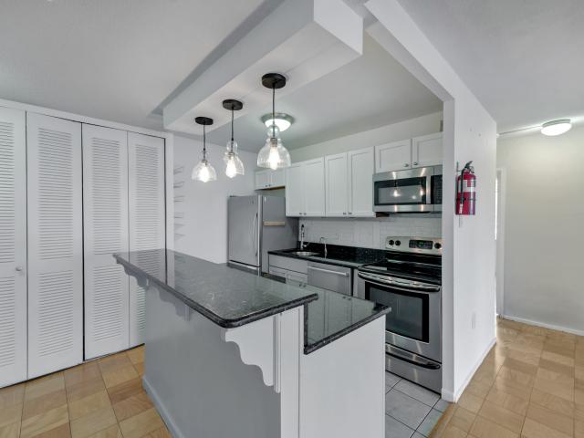1311 Delaware Ave SW, 2 beds, 1 full bath