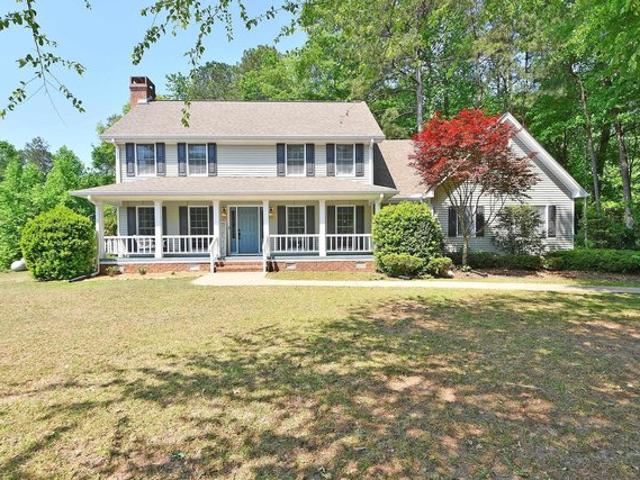 1311 Dogwood Dr, Roanoke, AL 36274
