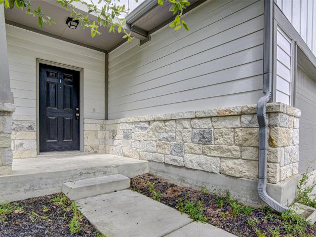 1311 Hazelton Cv