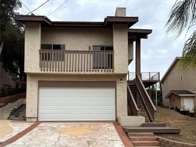 1311 LA Presa Ave, Spring Valley, CA 91977