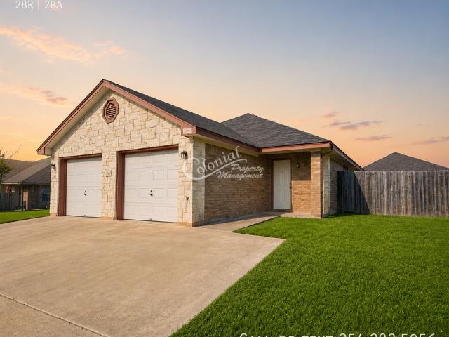 1311 Powder River Dr, 2 beds, 2 full baths