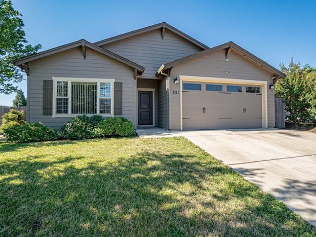 1311 Swayze Ln, Medford, OR 97501