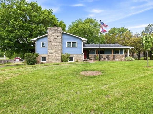 1311 S Seville Ave, Wichita, KS 67209
