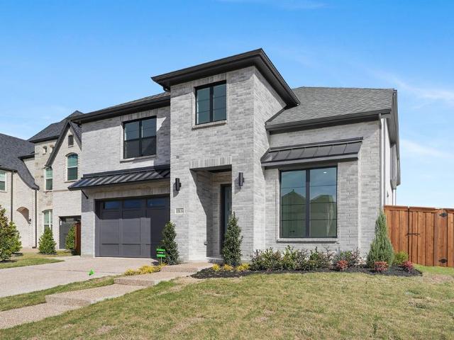 1311 Sapphire Lane
