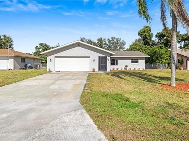 1311 SE 33rd Ter, Cape Coral, FL 33904