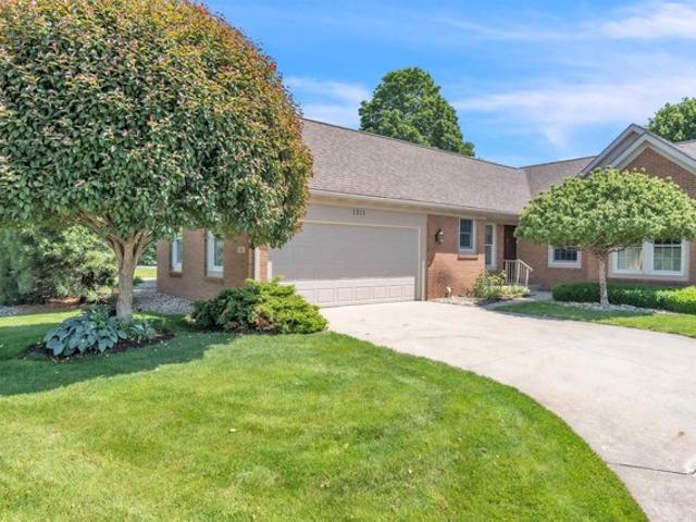 1311 Somerset Ct, Goshen, IN 46528