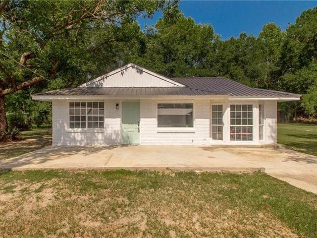 1311 Victoria St, Bogalusa, LA 70427