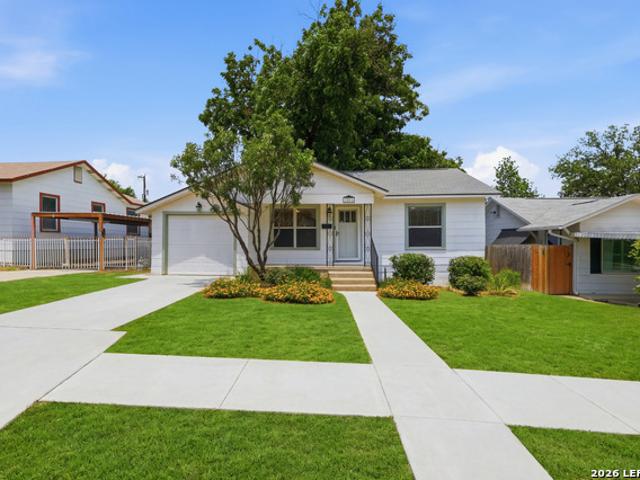 1311 W Rosewood Ave
