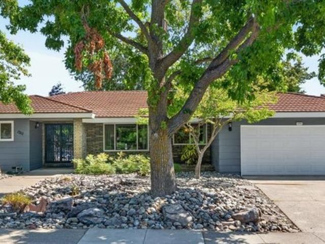 1311 43rd Ave, Sacramento, CA 95822