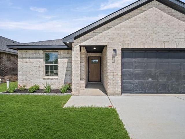 13122 Lake Conroe Bay Rd, Willis, TX 77318