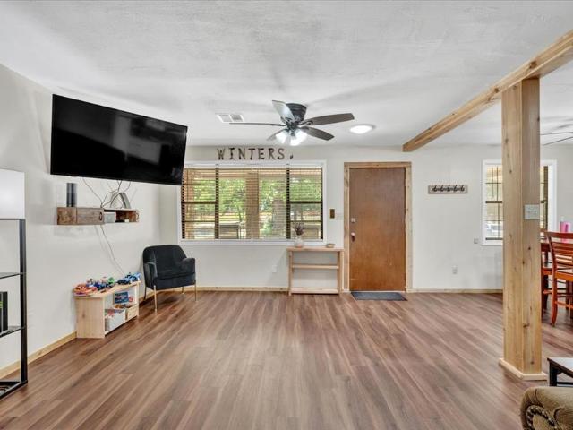 13124 Lakeroad Drive