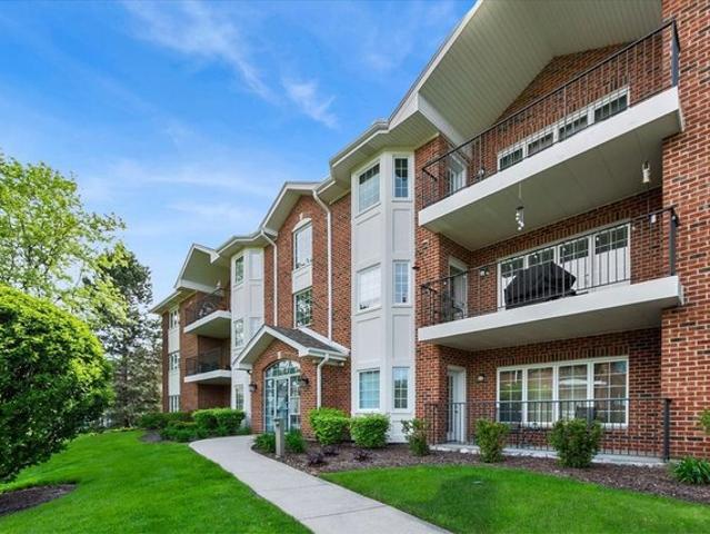 13129 Forest Ridge Dr Apt 3C, Palos Heights, IL 60463