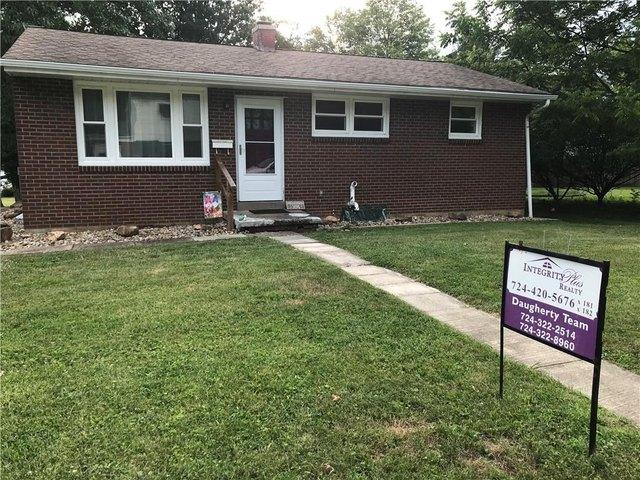 1312 Oak St, Connellsville, PA 15425