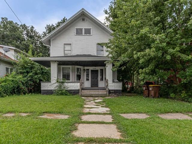 1312 Blaisdell St, Rockford, IL 61101