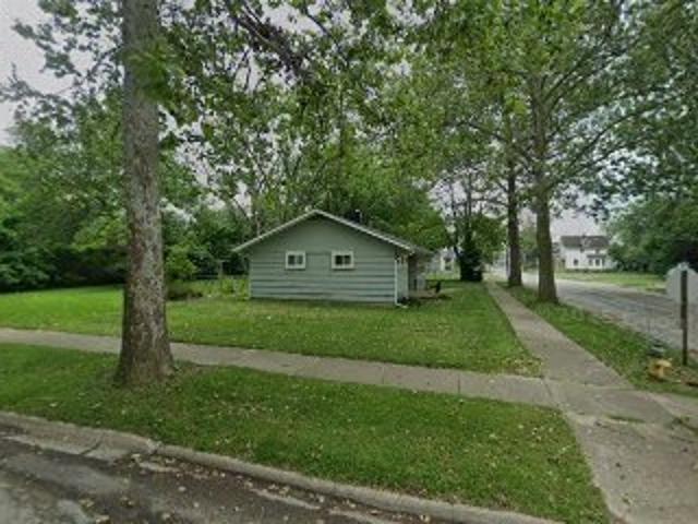 1312 E Chestnut St, Kankakee, IL 60901
