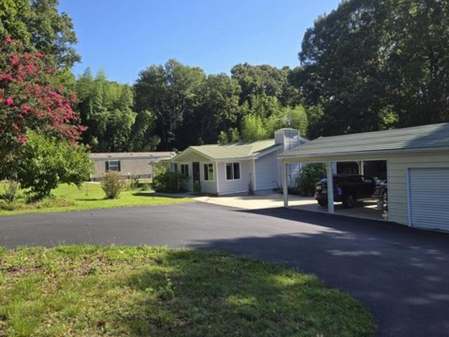 1312 Fairview School Rd, Demorest, GA 30535