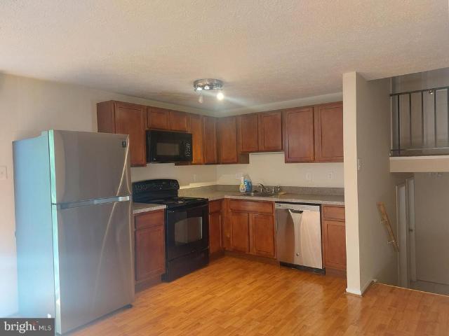 1312 Hillcrest Drive