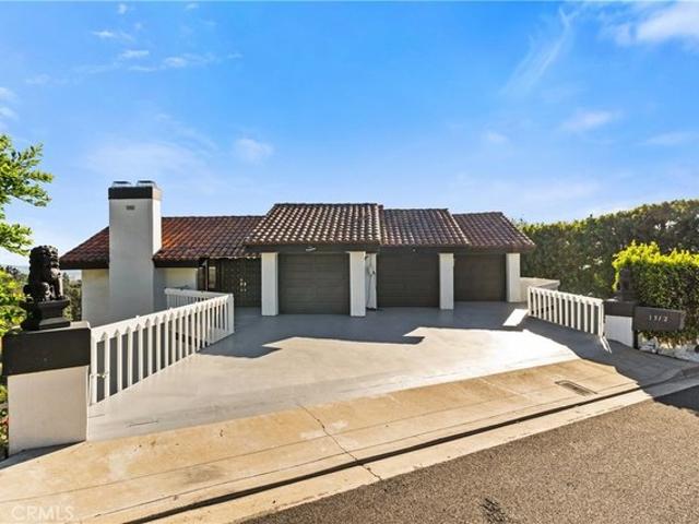 1312 Peacock Hill Dr, North Tustin, CA 92705