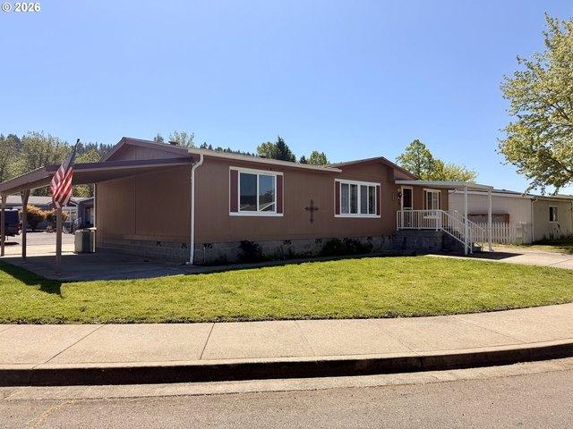 1312 Sunny Ct, Sutherlin, OR 97479
