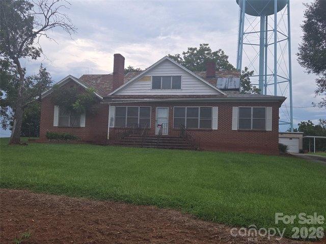 1312 Salem Rd, Morganton, NC 28655