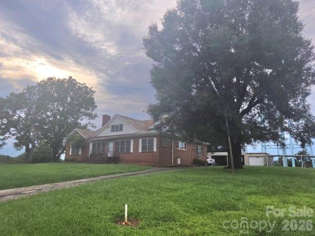 1312 Salem Road