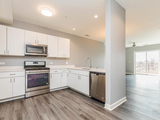 1312 Shermer Rd, Unit 203, Northbrook, IL 60062 | Compass