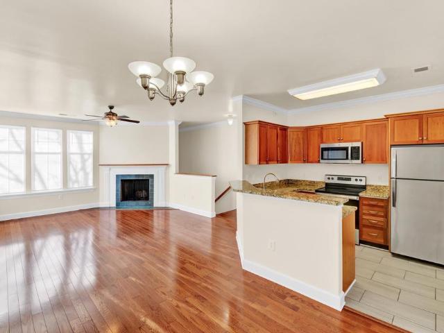 1312 Silver Bell Ln