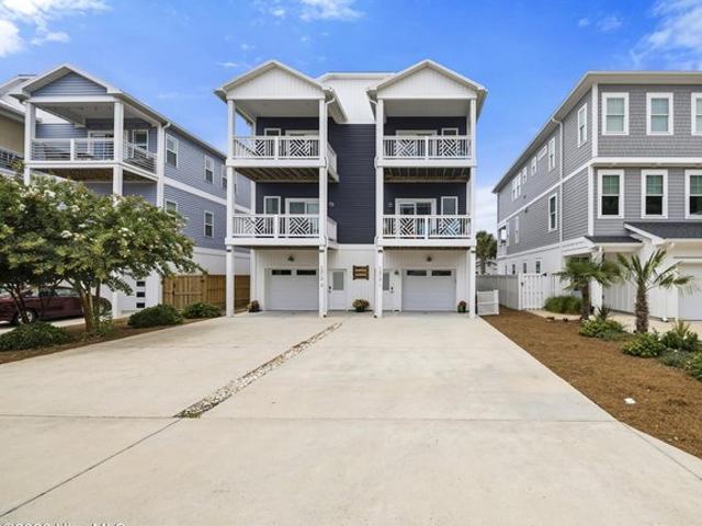 1312 Snapper Ln Unit 1, Carolina Beach, NC 28428