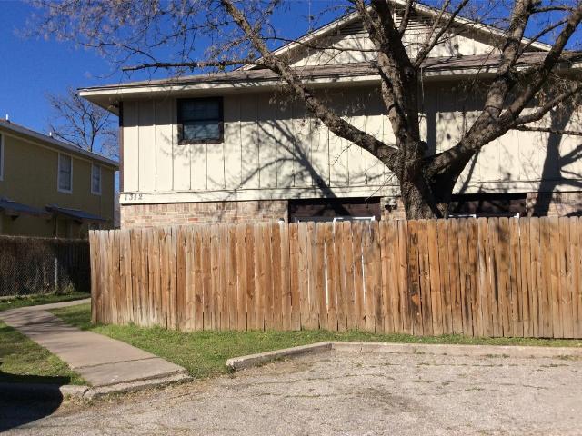 1312 Southport Dr, Unit B, Austin, TX 78704 | MLS #1062 | Compass