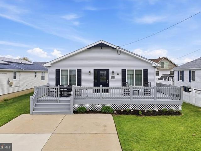 1312 Vardon Rd, Brigantine, NJ 08203