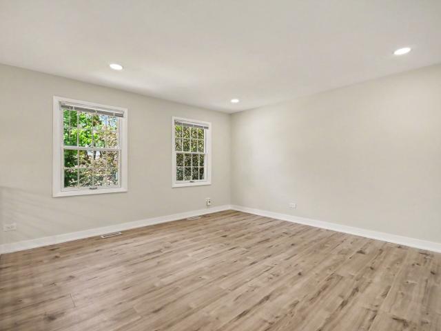 1312 W Oakmont Road
