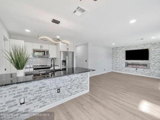 1312 15th St, Vero Beach, FL 32960