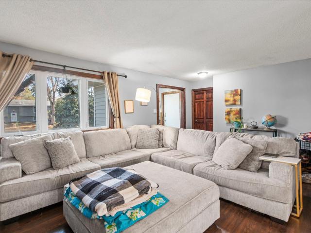 13133 Valley Forge Lane N