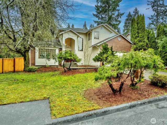 13133 NE 74th St, Kirkland, WA 98033 | MLS #2495 | Compass