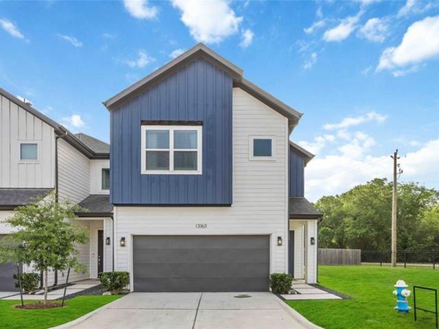 13135 Perennial Springs Dr, Houston, TX 77048