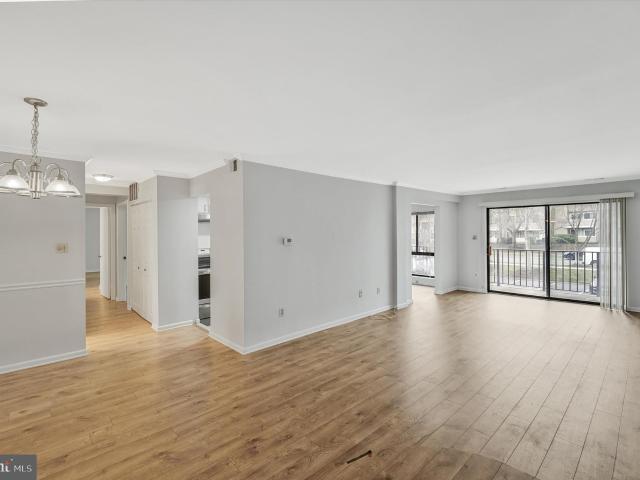 13139 Dairymaid Dr, Unit 204, Germantown, MD 20874 | MLS #MDMC2221
