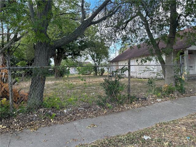 1313 Morris St, Corpus Christi, TX 78401 | MLS #467063 | Compass
