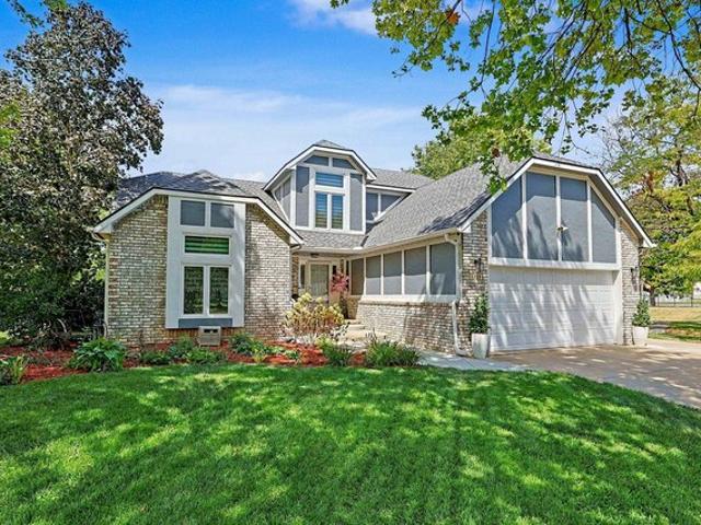 1313 N Manchester St, Wichita, KS 67212