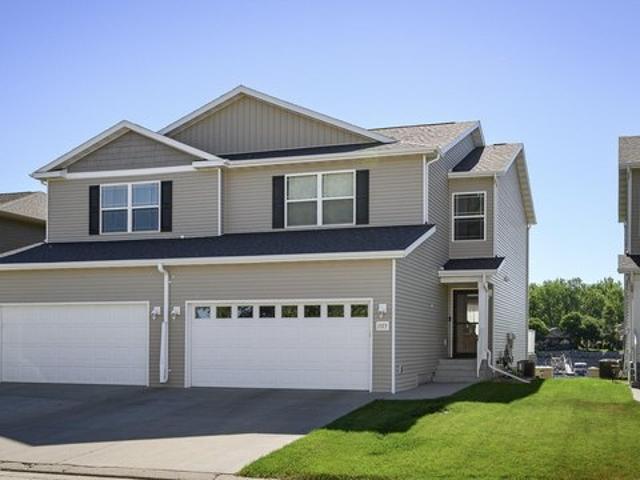 1313 Bayview Ct, Bismarck, ND 58504