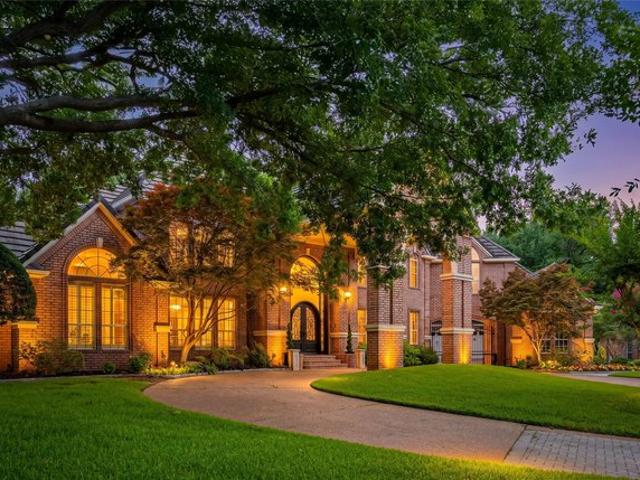 1313 Chatsworth Ct E, Colleyville, TX 76034