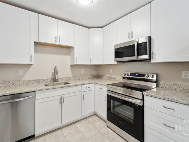 1313 E 55th St, Savannah, GA 31404 | MLS #SA345925