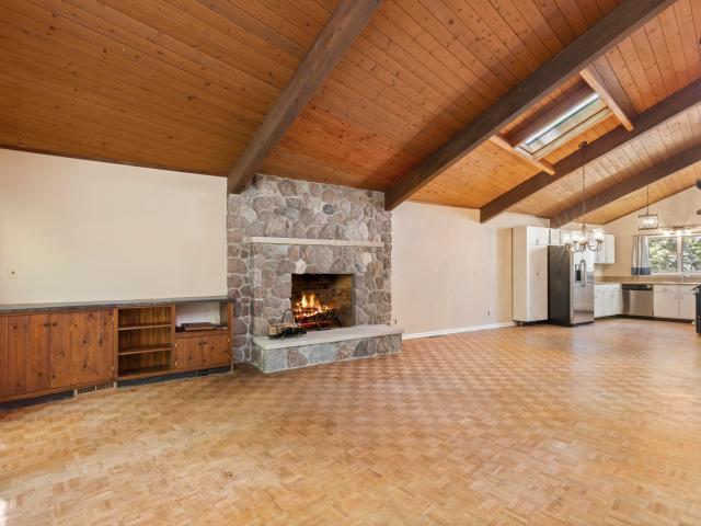 1313 E South Shore Drive