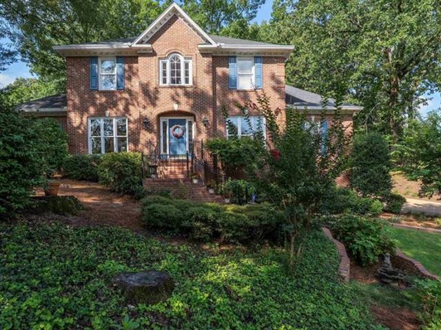 1313 Fairway View Ln, Hoover, AL 35244