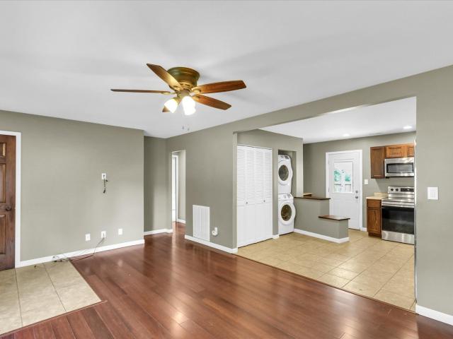 1313 Glendale Drive